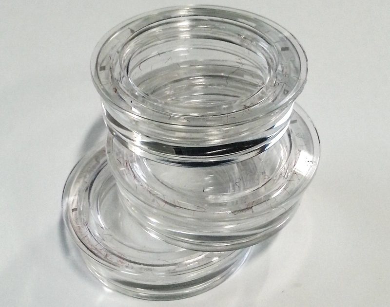 Screw Top Coin Capsule Sovereign + 1/4oz 22.5mm - $5.30